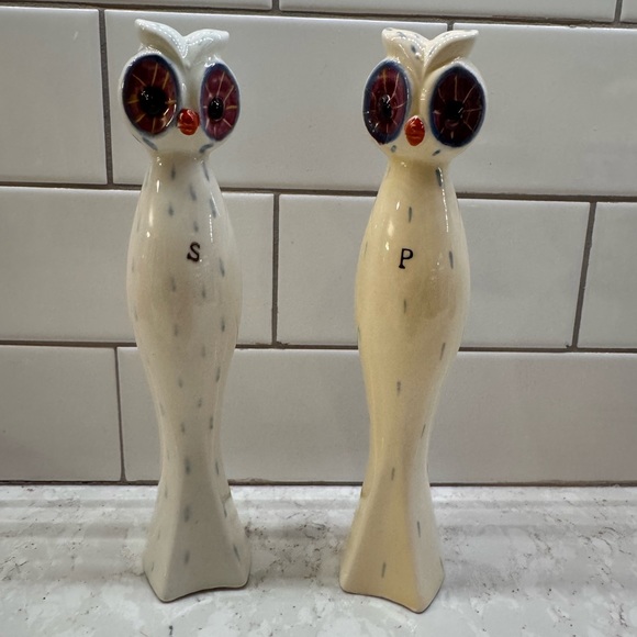 napco | Kitchen | Napco Mcmvintage Cream And White Kitchen Salt And ...